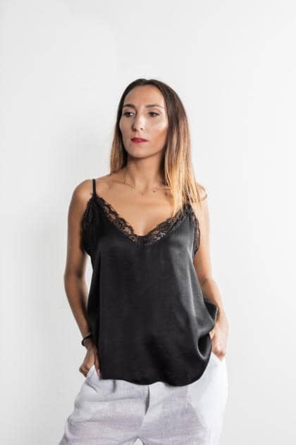 Italian fashion wholesale brands clothing shoes handbags jewellery ...